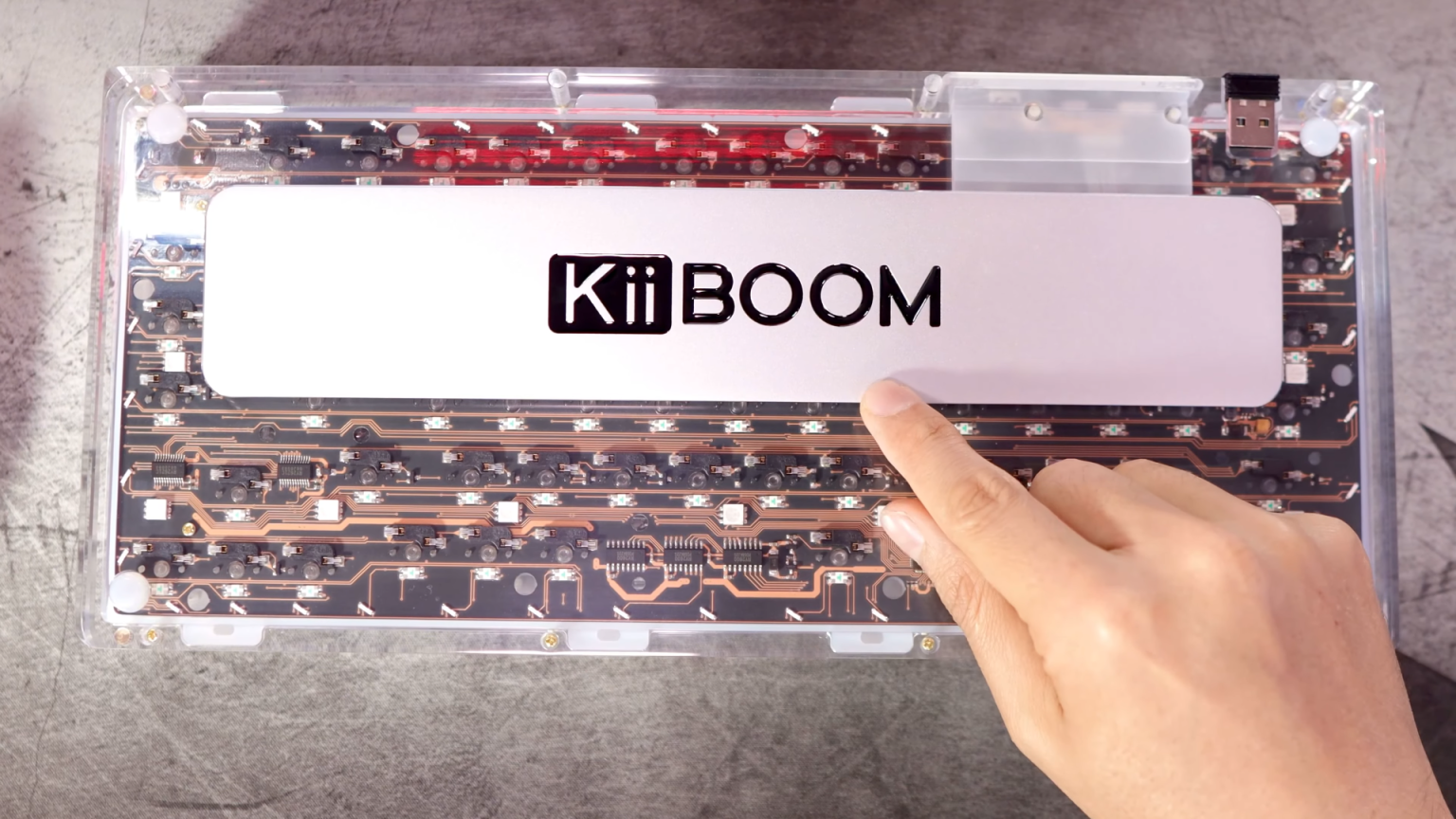 Teclado Keyboom Phantom 81 Versión 2: La Maravilla Transparente en el ...