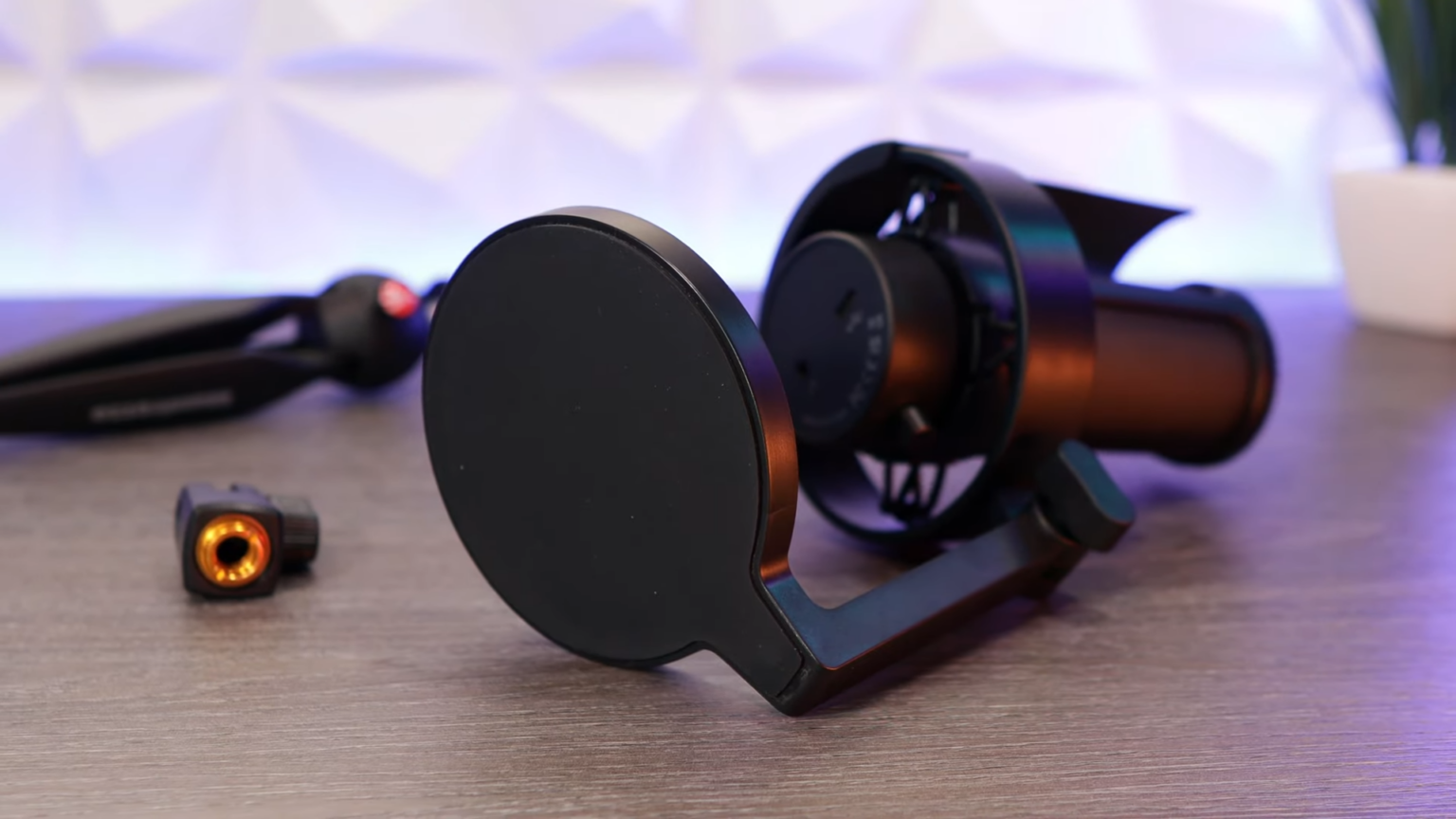 Review del Micrófono Fifine AmpliGame A8: Ideal para Creadores de Contenido - TecnoRed.org